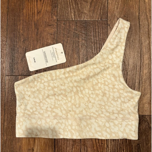 Fabletics | Intimates & Sleepwear | New Fabletics Cream Animal Print ...